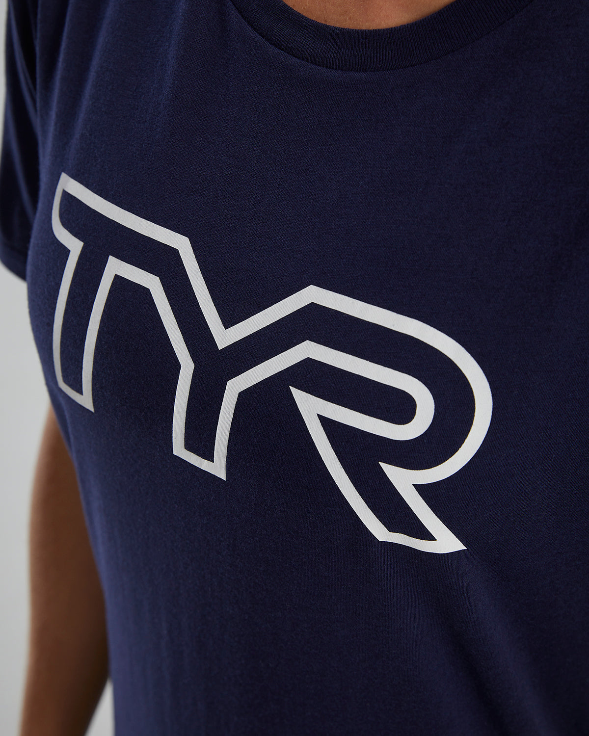 TYR Men's Ultrasoft Lightweight Tri Blend Tech Tee - Big Logo – THE WOD ...